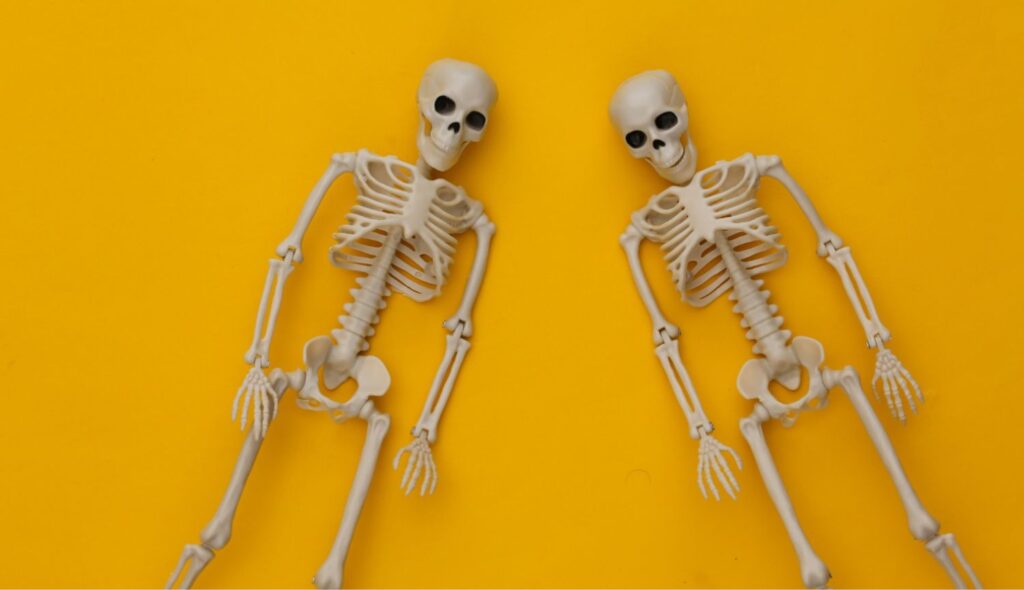 Hilarious Skeleton Jokes and Puns for Endless Laughter