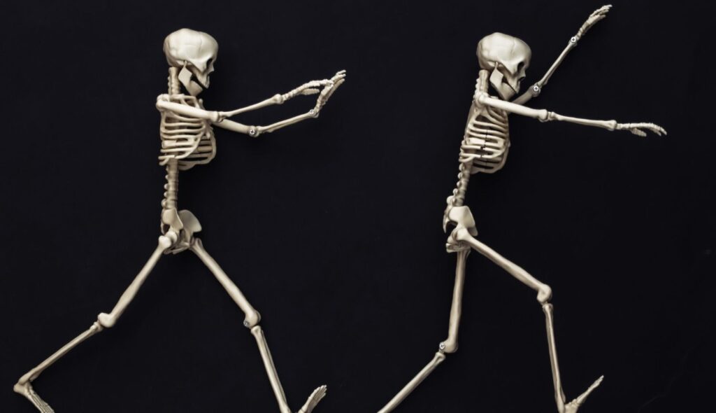 Hilarious Skeleton Jokes and Puns for Endless Laughter